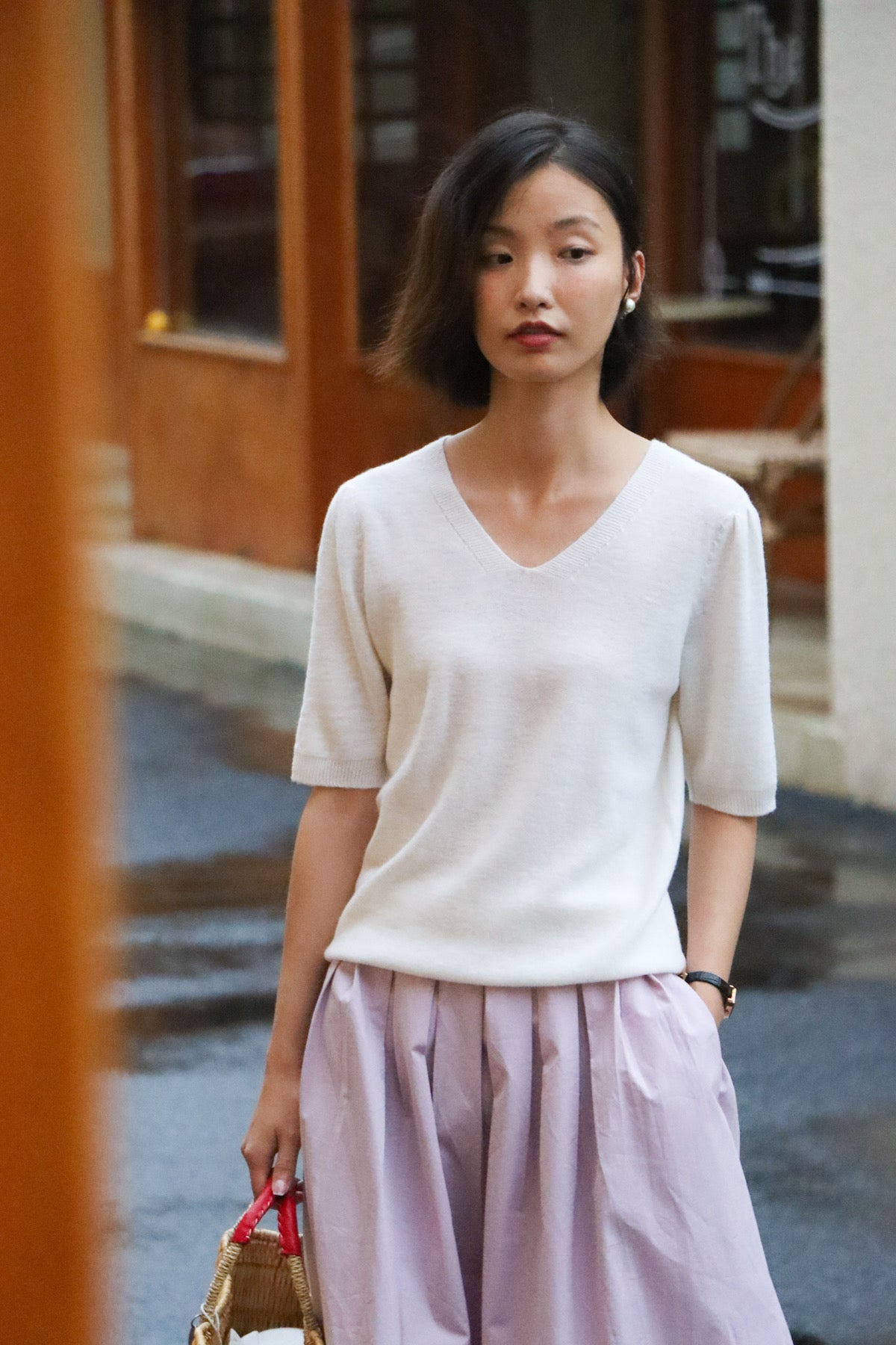 Ambre Merino Wool V-neck Sweater – SKYE